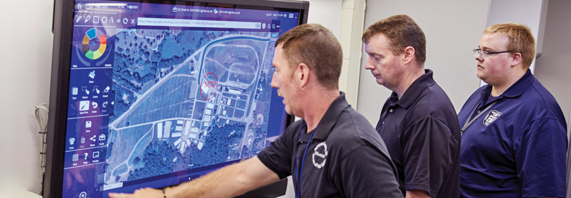 Mobile Communications Centers Help Public Safety Agencies Link Up ...